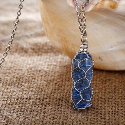 Pretty Cylindrical Luminous Necklace Glow In The Dark Crystal Necklace ...